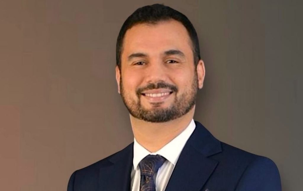 Yassir Zarhouni intègre la liste des arbitres de la Cour internationale ...