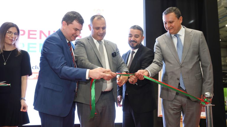 Un groupe roumain inaugure une première unité à Tanger Automotive City ...